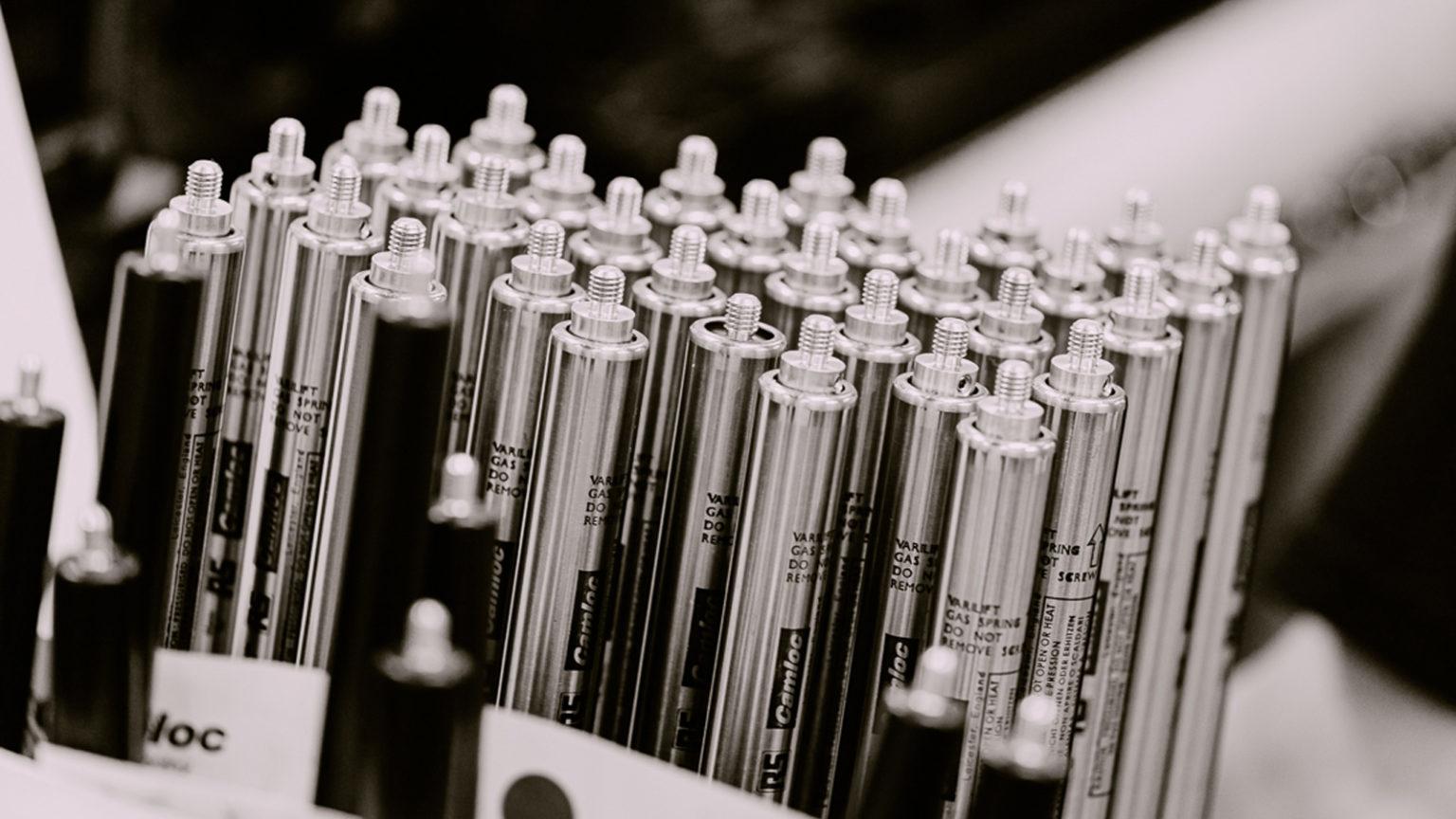 Industrial Gas Springs, Gas Struts & Dampers | Camloc